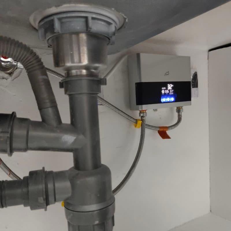 Quickfix Plumbers | Kitchen Sink Taps - Affordable Prices