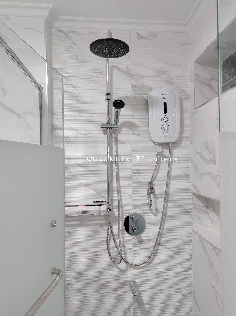 Quickfix Plumbers | Alpha shower heater with rain shower and pump S2i