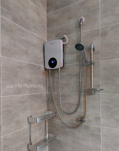 Quickfix Plumbers | Analabier shower water heater with pump